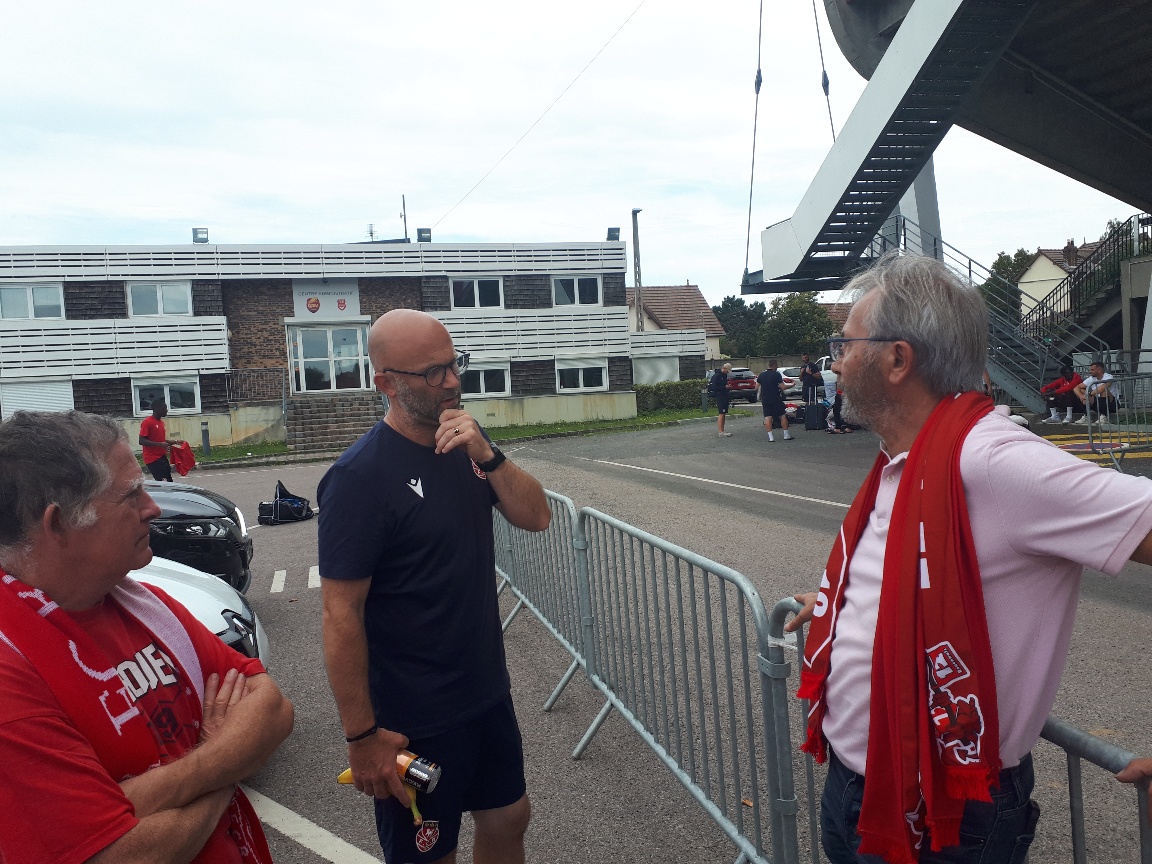 1ère journée : DIJON / FCR - 12 ROUENNAIS supporter club du FCR